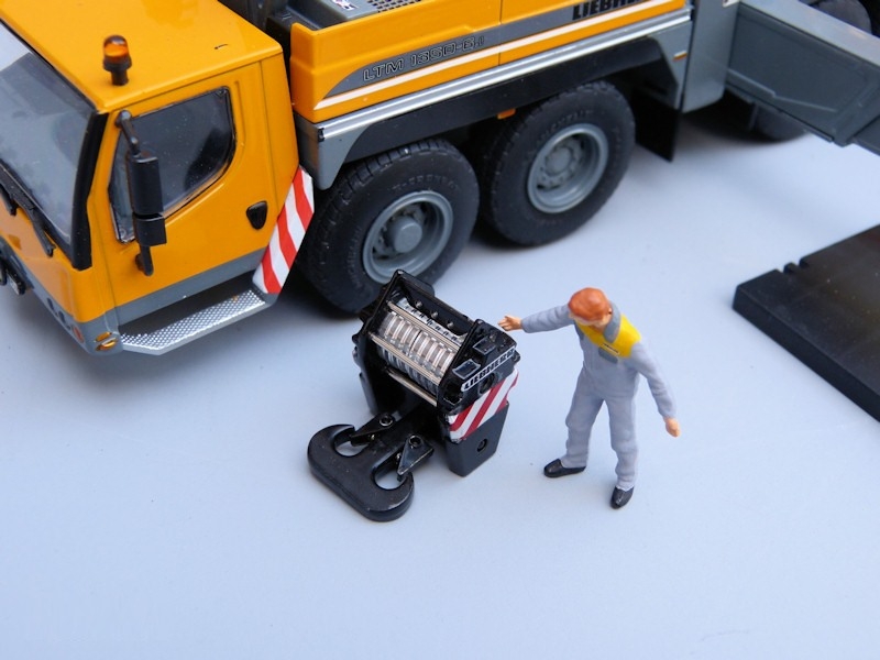 1/50 Liebherr LTM 1350 6.1 V2. Mobile Crane - Merlin Hobi 1/50 Liebherr LTM 1350 6.1 V2. Mobile Crane - Merlin Hobi